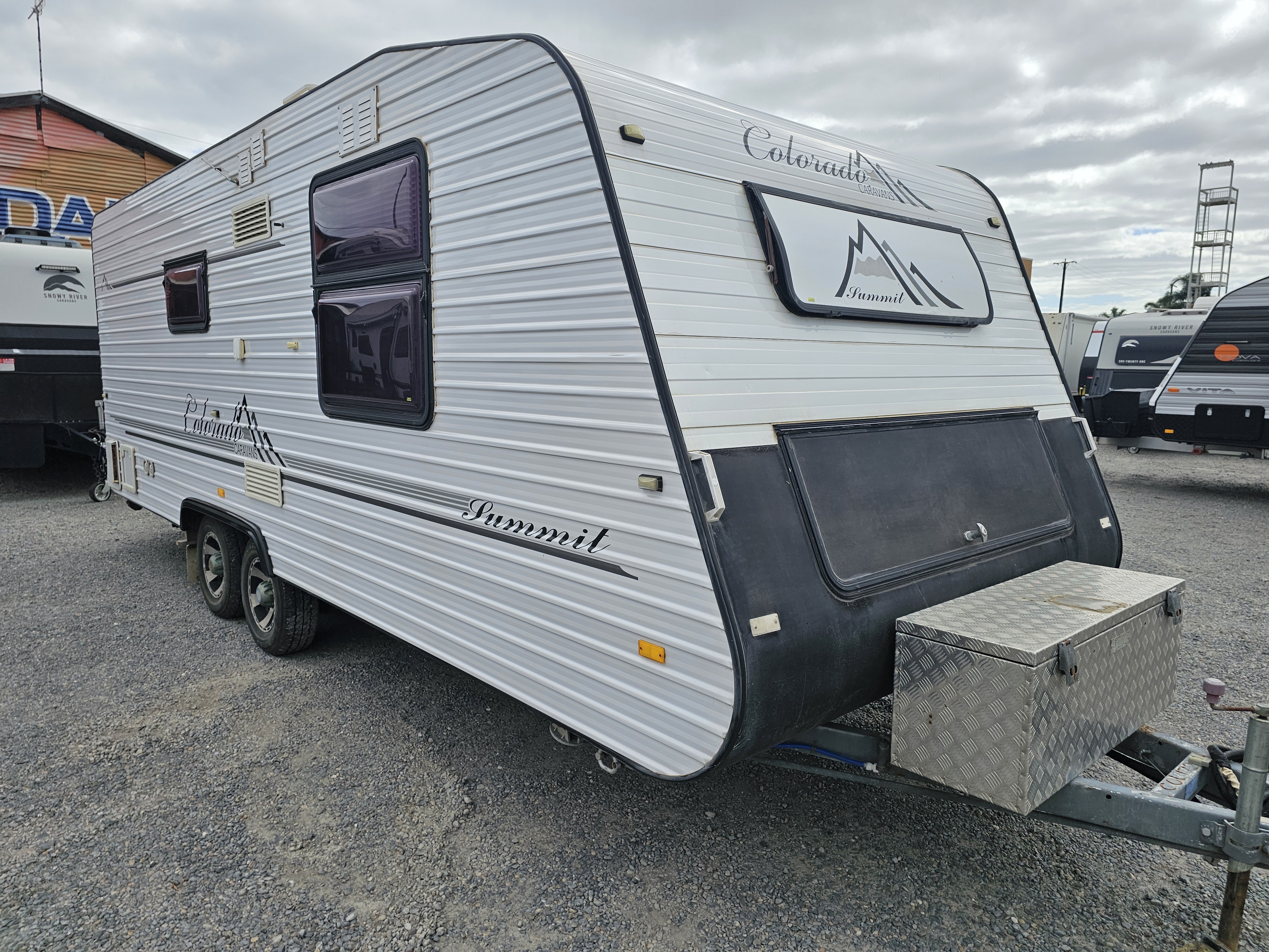 2011 Colorado Caravans SUMMIT CSF1 | Caravans For Sale Adelaide | Dario ...